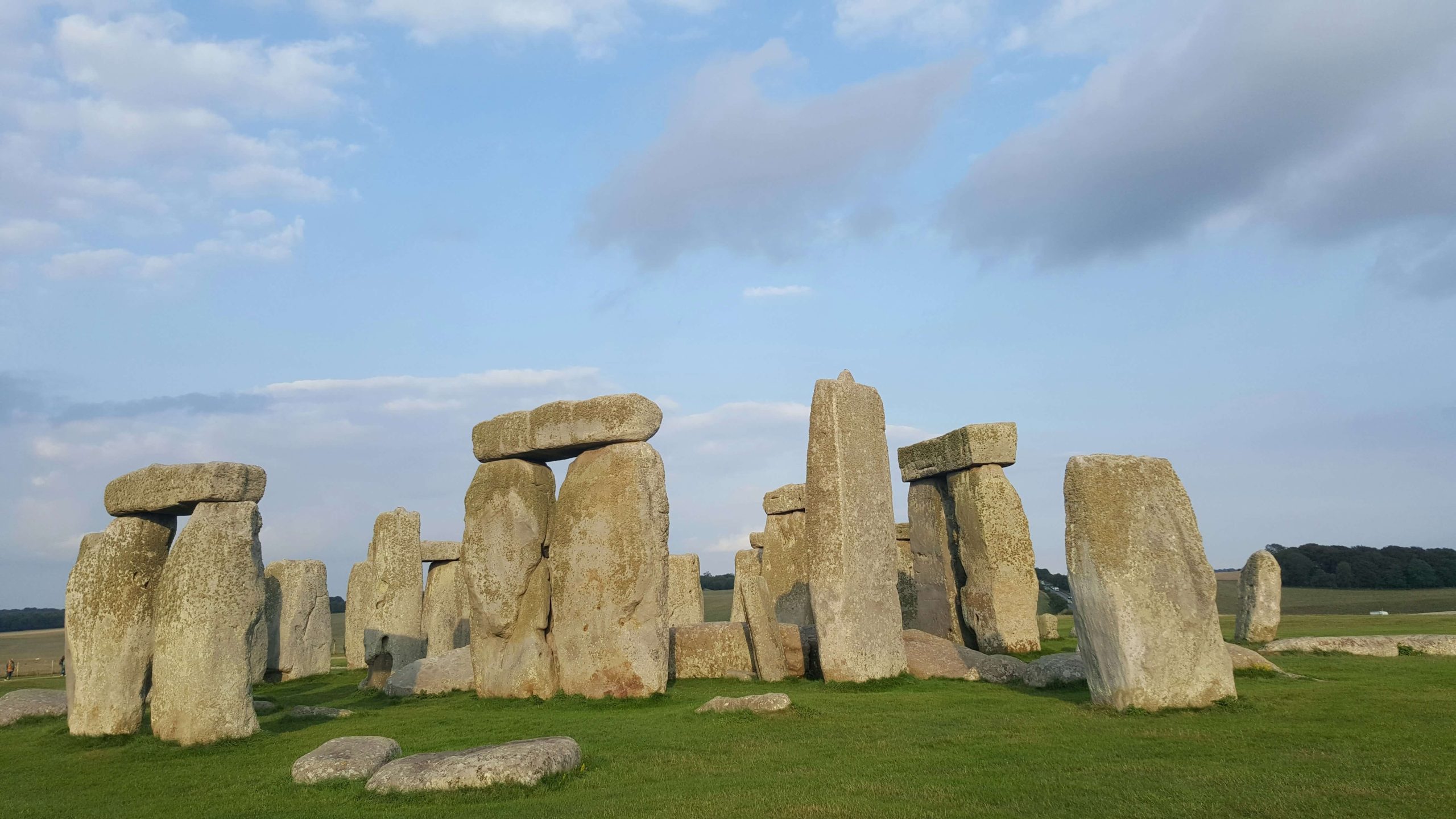 7 Best Stonehenge Tours from London | TrekLondon
